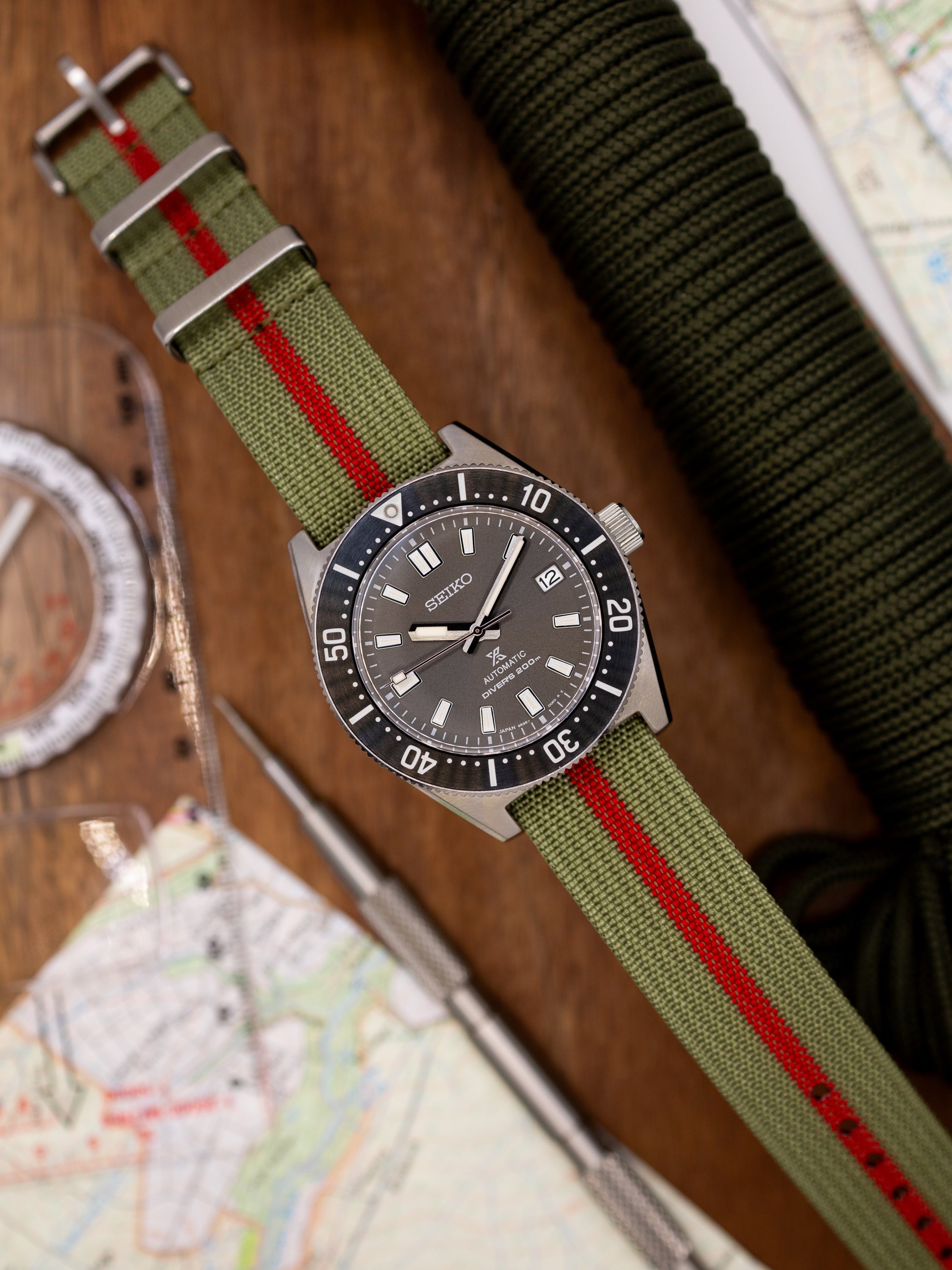 Premium Nylon Braided Ribbed Single Pass Watch Strap - Green Red ...
